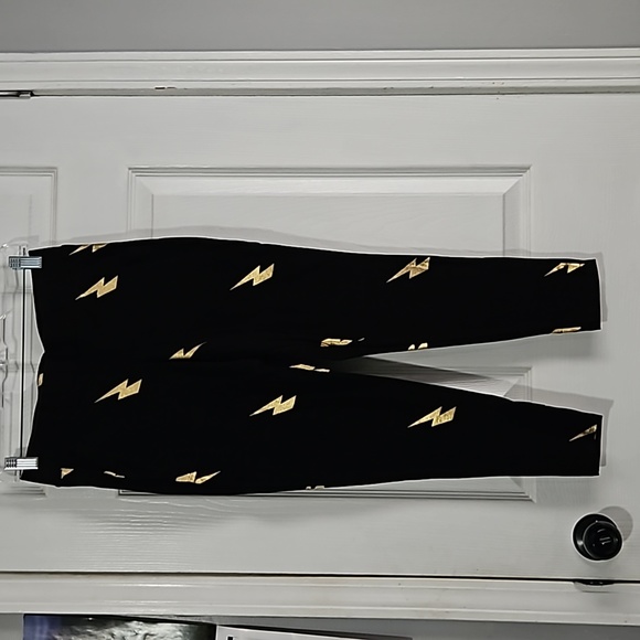 torrid | Pants & Jumpsuits | Torrid Lightning Bolt Leggings X | Poshmark